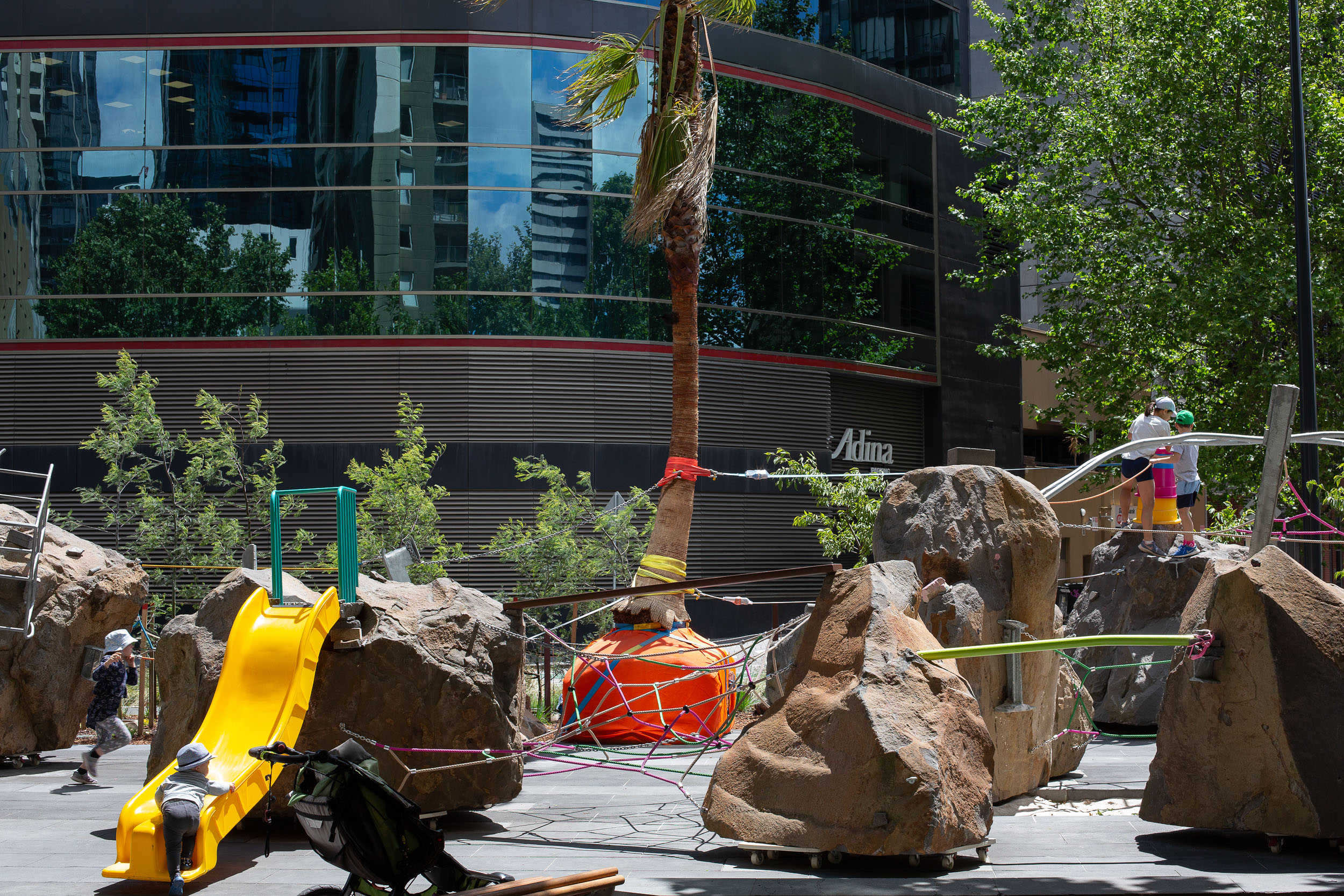 Rocks On Wheels, Southbank, Melbourne | Mike Hewson