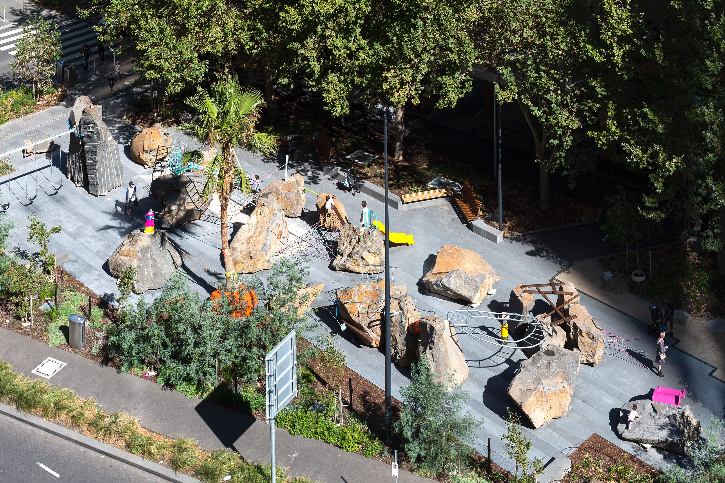 Rocks On Wheels, Southbank, Melbourne | Mike Hewson